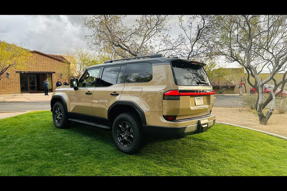 2024 Lexus GX 550 First Drive Review: A Boxy Redesign with Off-Road ...